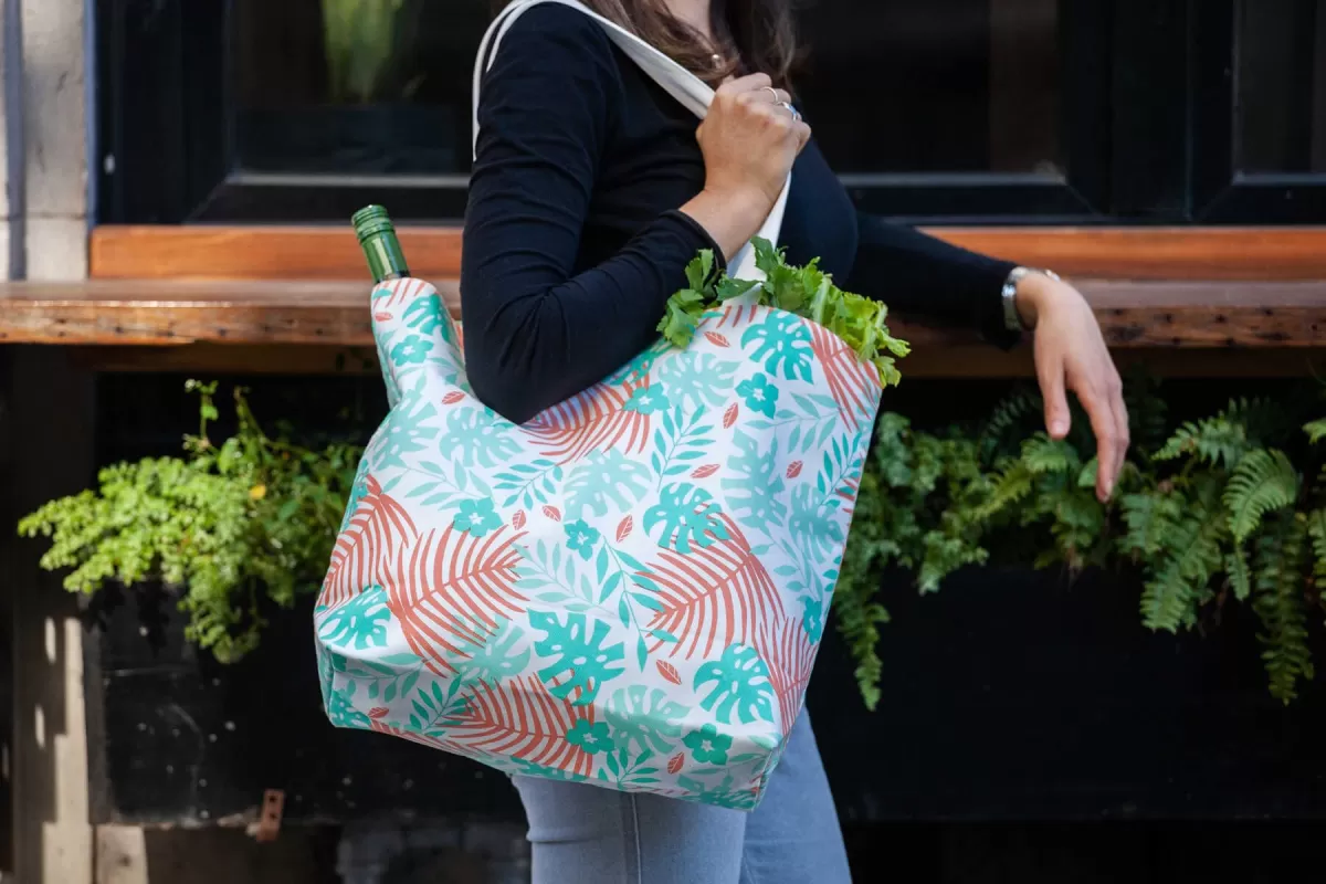 What Are Reusable Bags Made Of Materials Benefits And Uses | Food ...