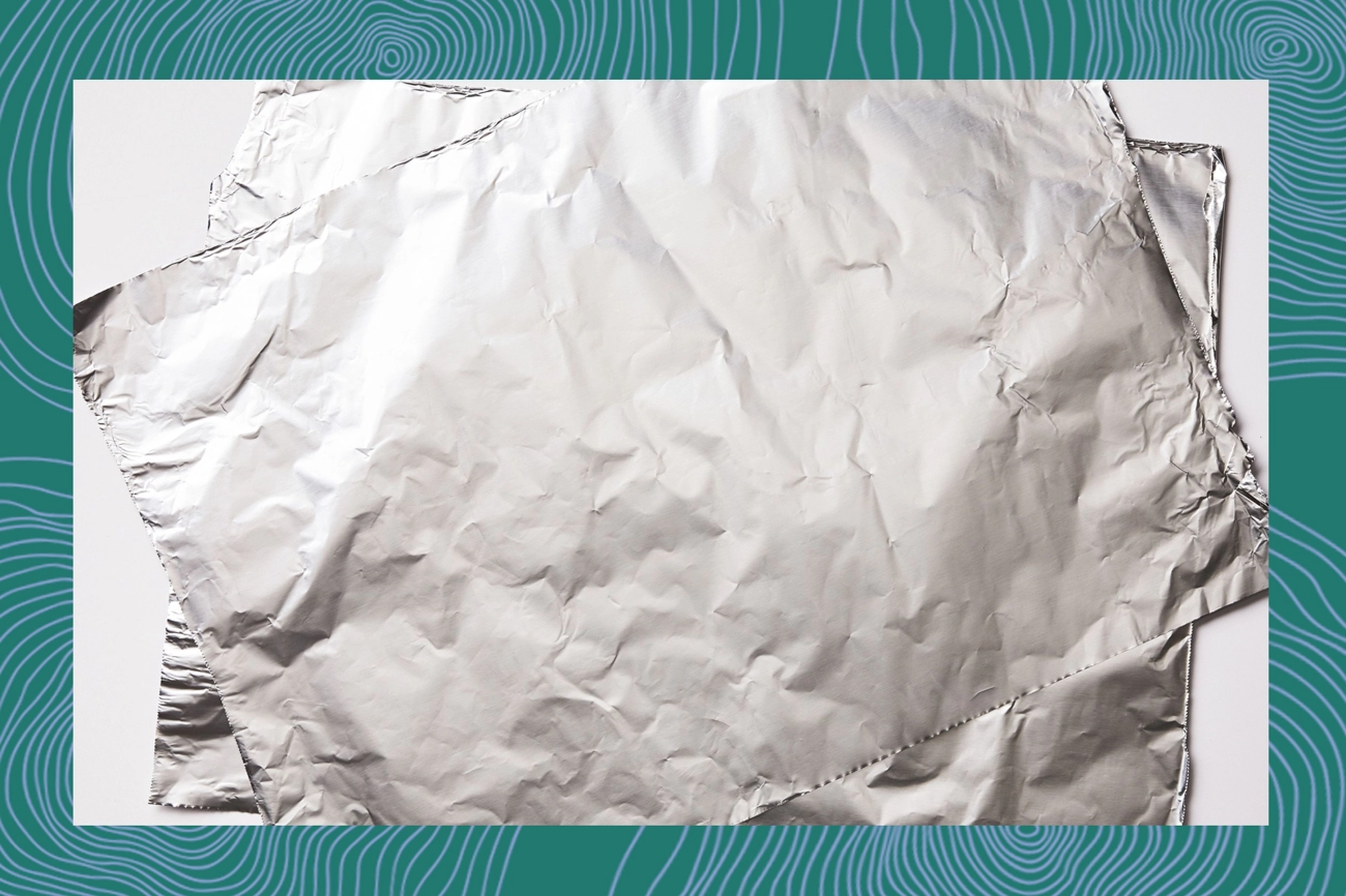 How To Use Aluminum Foil In The Kitchen Smart And Safe Tips | Food ...